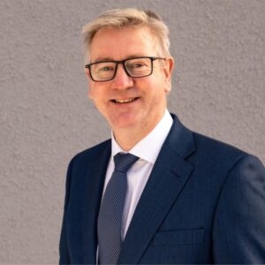 Simon Kent - FF News | Fintech Finance Simon Kent Kearney